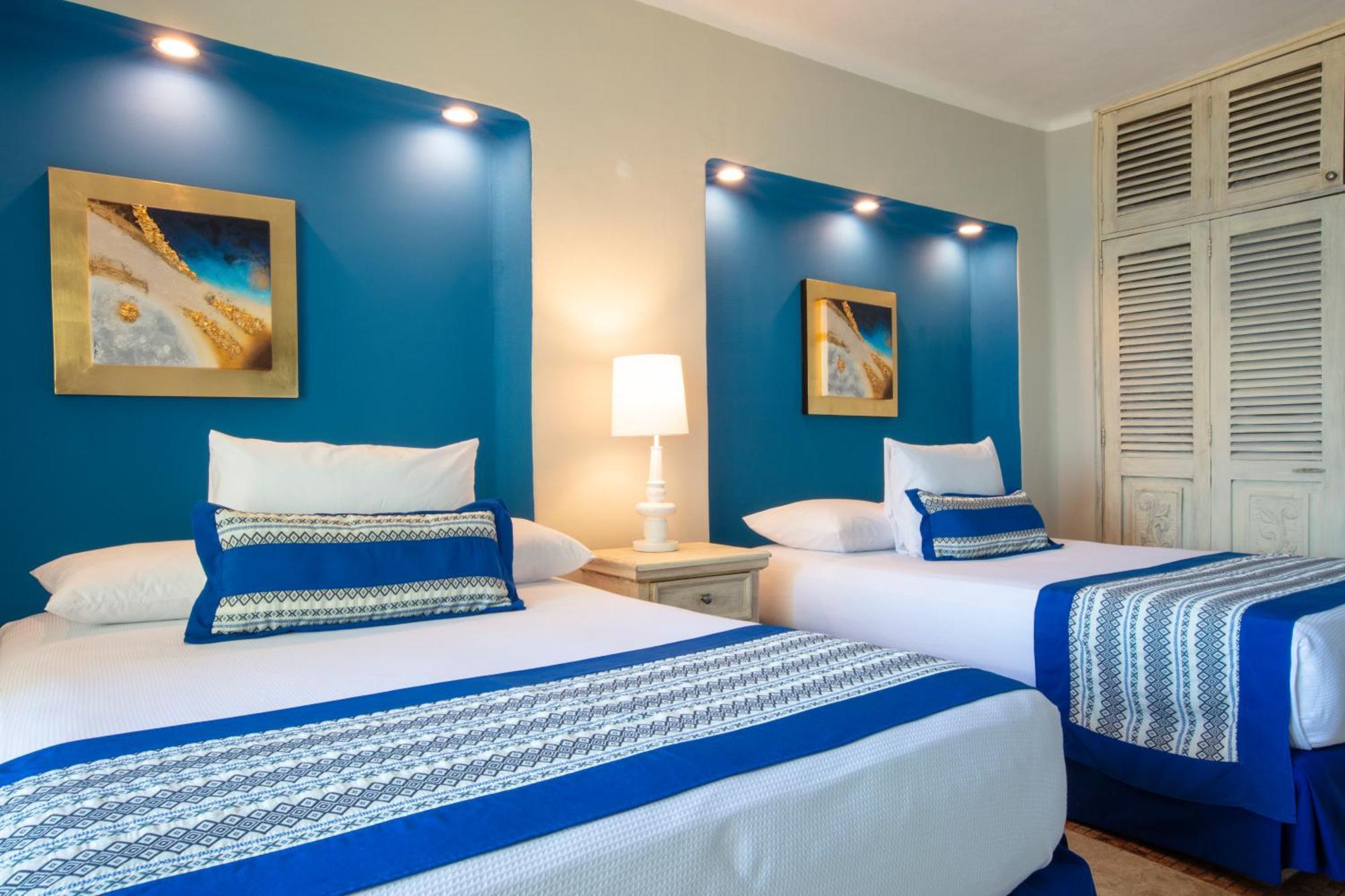 BLUE CHAIRS RESORT BY THE SEA PUERTO VALLARTA