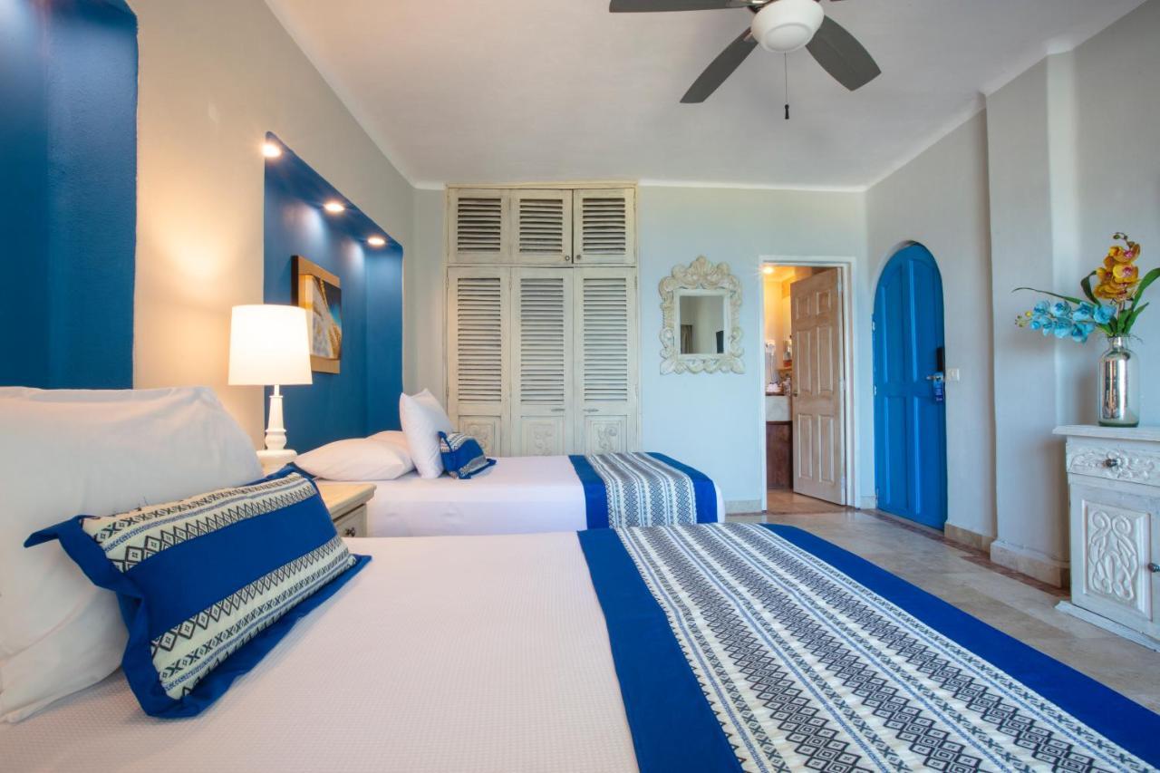 BLUE CHAIRS RESORT BY THE SEA PUERTO VALLARTA